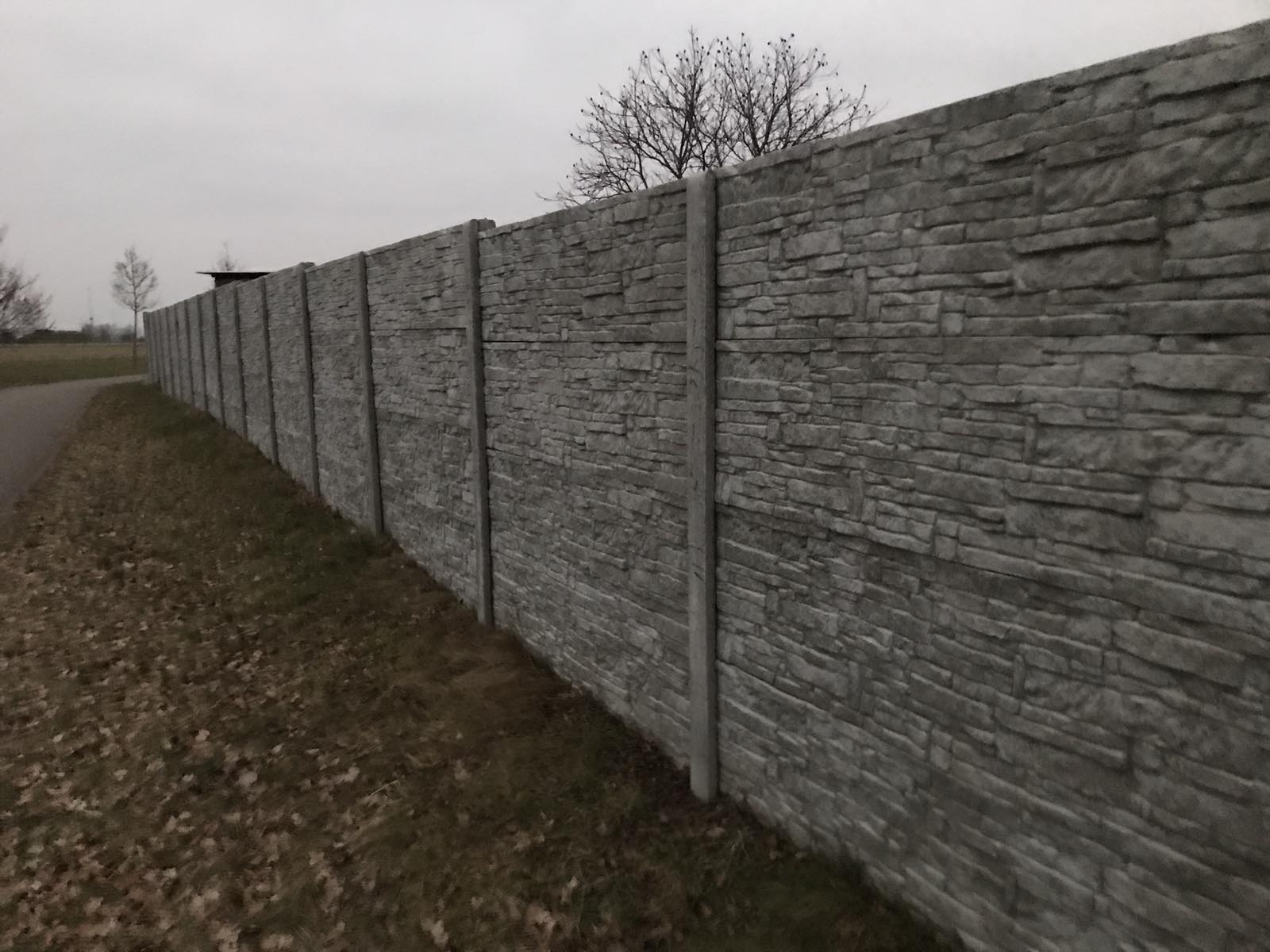 Cena betonového plotu - betonove-ploty.com